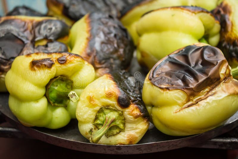 Pimentas foto de stock. Imagem de pimentas, étnico, preto - 30735156