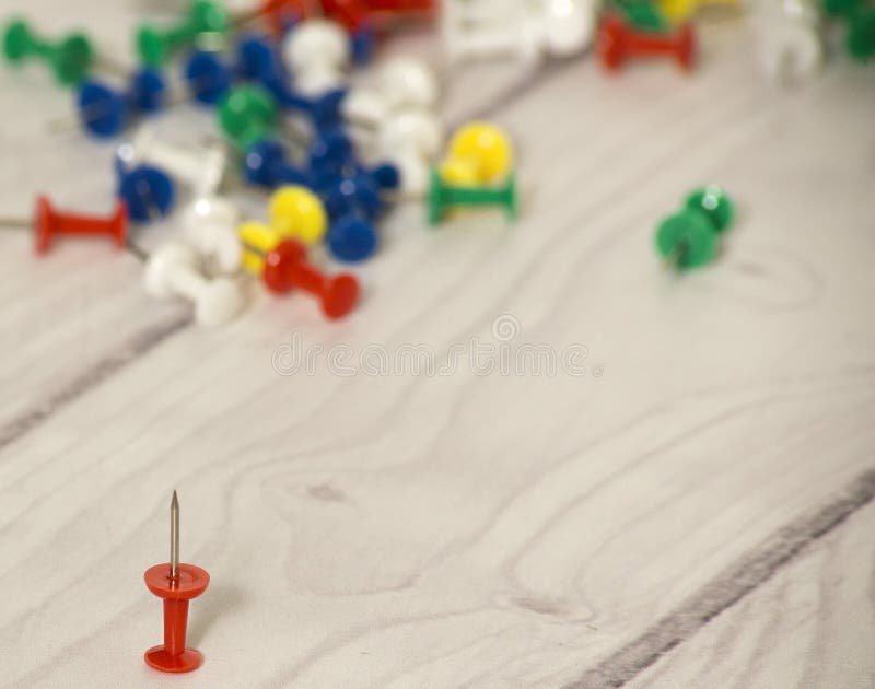 imágenes comunes del Pin De Papel Rojo Del Empuje - los derechos de la ...