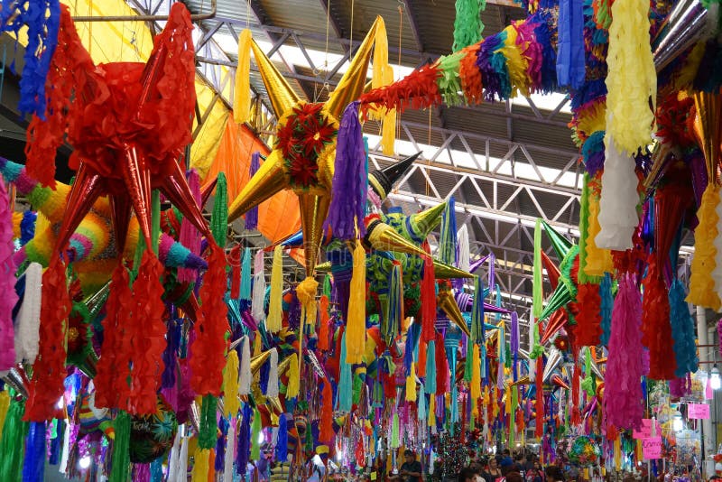 Pinata Traditionnel Mexicain Image stock éditorial - Image du amusement ...