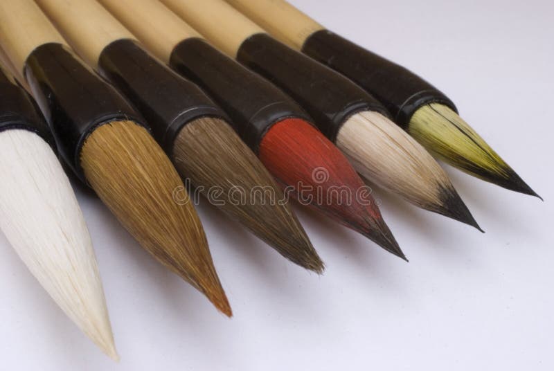 Pinceau Fin Sur Le Backg Blanc Photo stock - Image du peinture, couleur ...