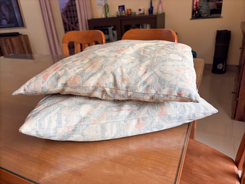 Pinched Pillows Stock Photos - Free & Royalty-Free Stock Photos from ...