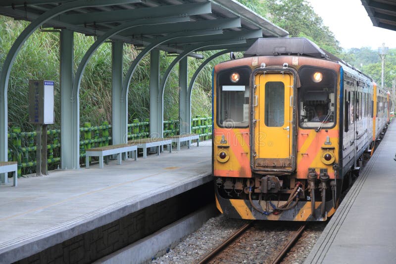Pingxi Station and Train on Pingxi Line Editorial Photo - Image of ...