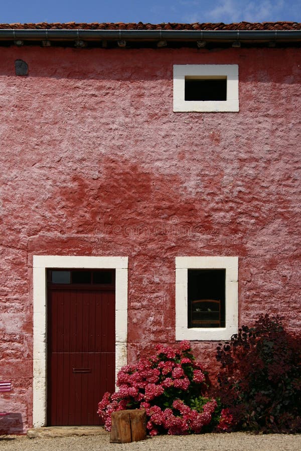 Pink Farmhouse stock photo. Image of home, brown, lined - 10531216