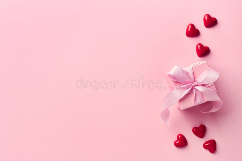 Red Gift Box With Pink Roses Stock Image - Image of heart, passion: 3920173