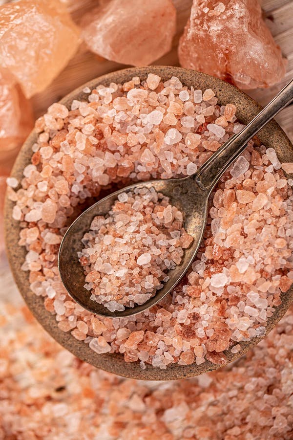 Pink Himalayan Salt Crystals Stock Image - Image of salt, closeup ...