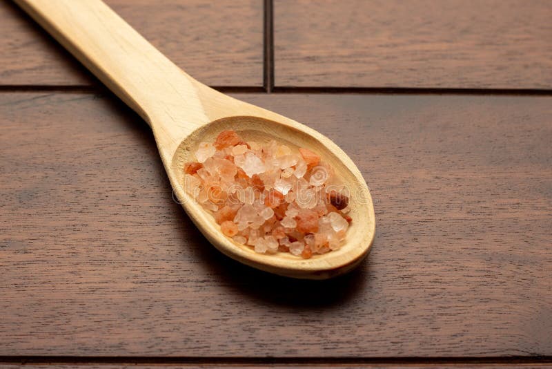 Pink Rock and Powder Salt - Himalayan Pink Salt Stock Image - Image of ...