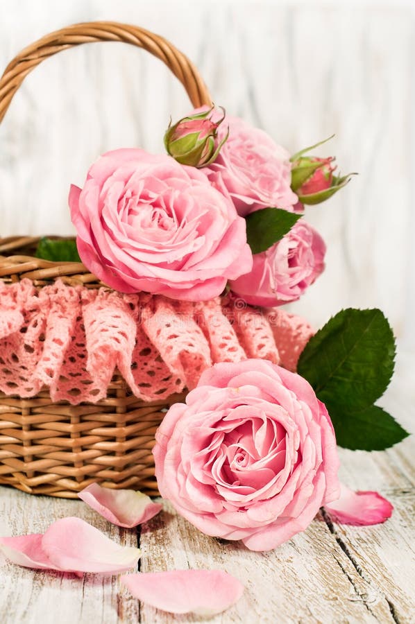 Bouquet Pink Roses in Wooden Basket Stock Image - Image of floral ...