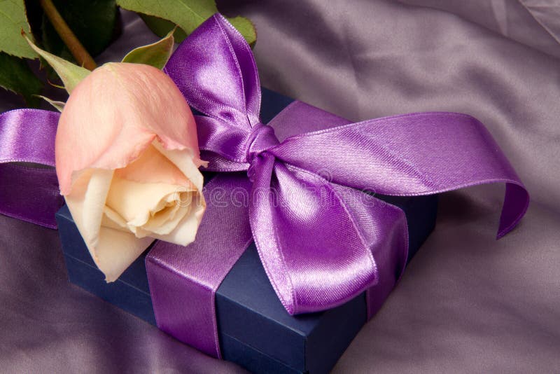 Pink roses and gift box stock photo. Image of pearl, elegant - 17974262