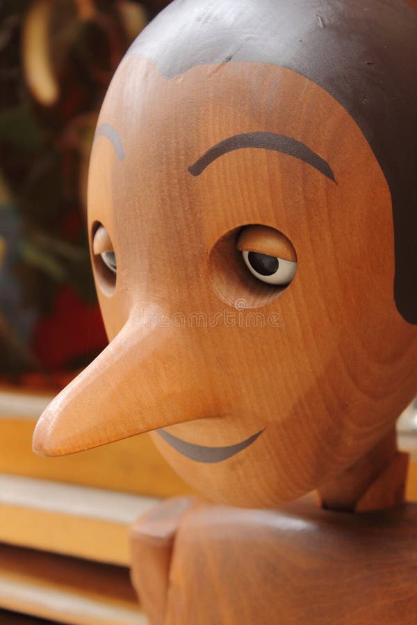 Pinocchio, La Marionnette En Bois Italienne Image stock - Image du ...