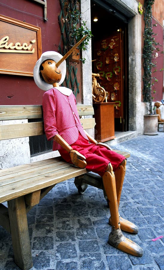 Pinocchio Roma fotografia stock editoriale. Immagine di arte - 936278