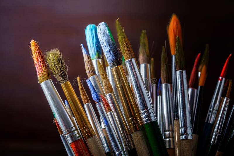 Pinsel und Farben stockbild. Bild von nachricht, schwarzes - 109595607