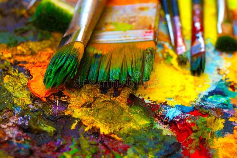 Pinsel Zur Malereipalette Mit Farben Stockbild - Bild von acrylsauer ...