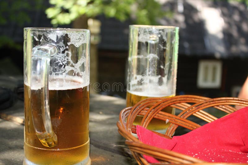 Pint of beer stock image. Image of expensive, happy, american - 20886549