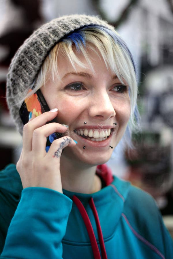 Pintainho Funky Do Punk Rock No Telefone Foto de Stock - Imagem de ...