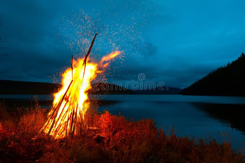 Pioneer fire stock image. Image of night, hills, swiftfire - 27296061