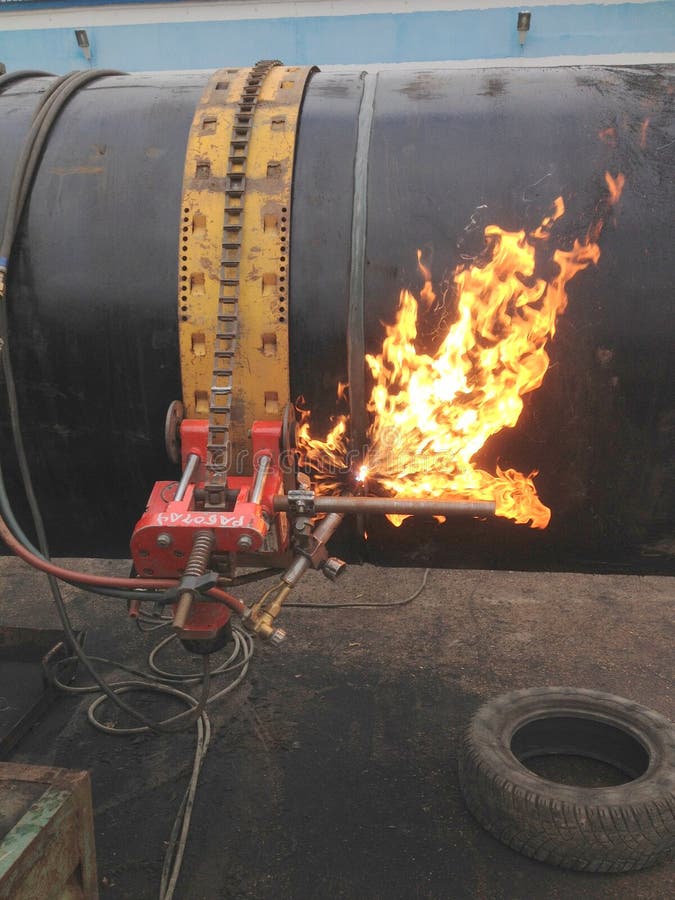 Gas cutting steel pipe stock image. Image of background - 28775857