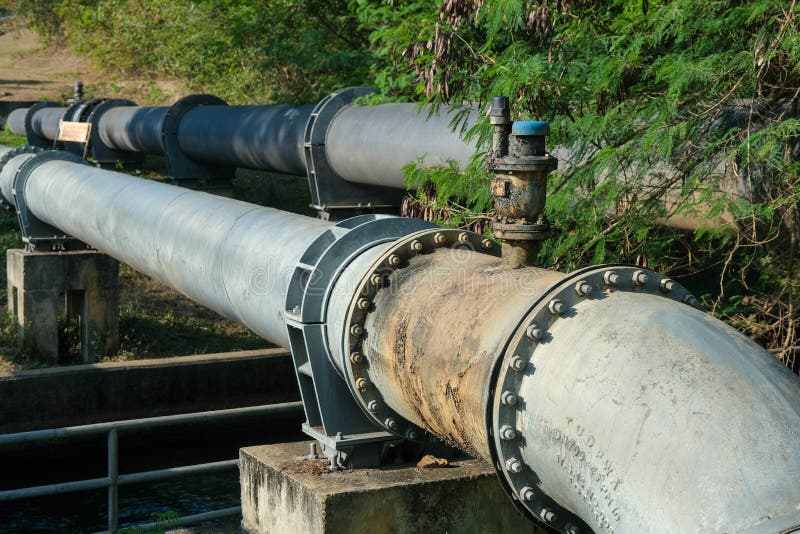 Pipe Installed Along Bridge Support Stock Photos - Free & Royalty-Free ...