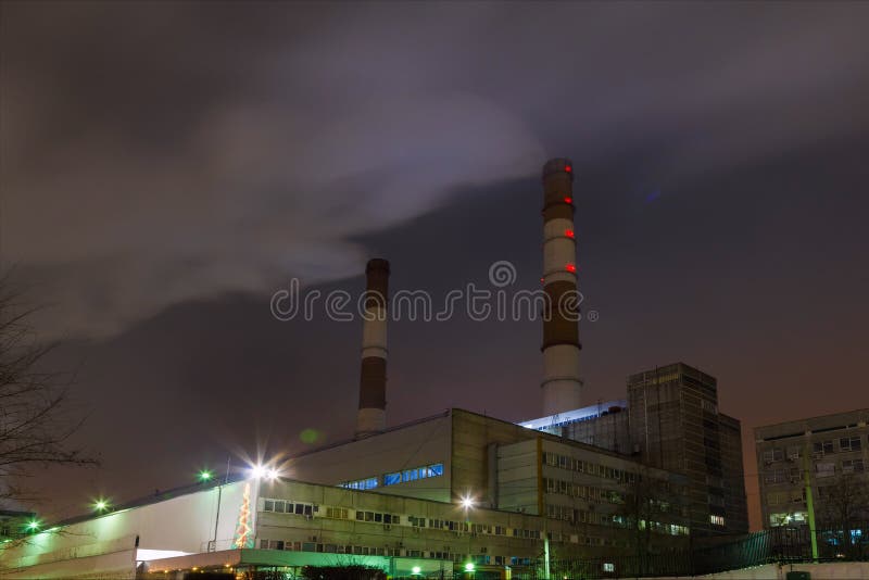 Pipe plant at night stock image. Image of fuel, equipment - 32900845
