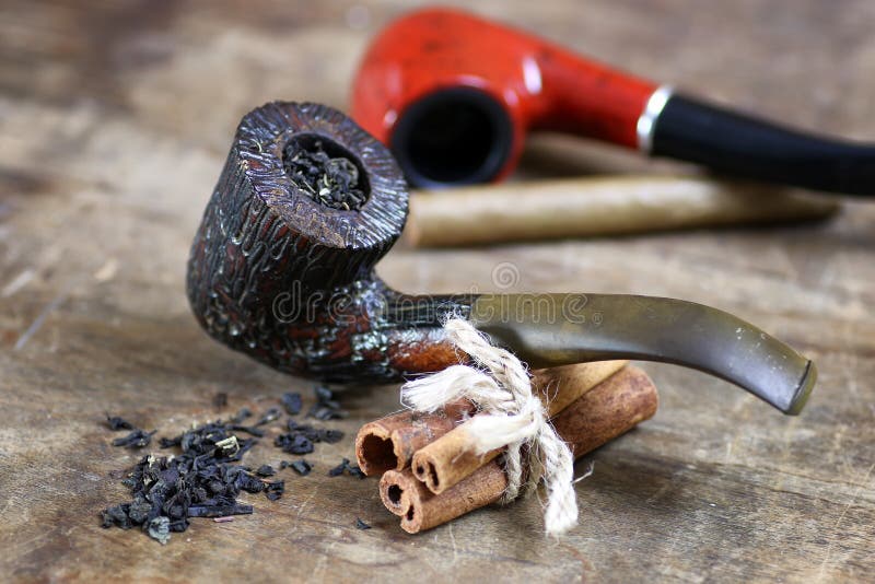 Pipe tobacco table wooden stock image. Image of sherlock - 79129171