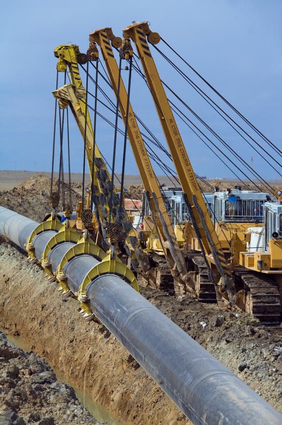 Pipeline construction stock image. Image of cylinder, natural - 4321703