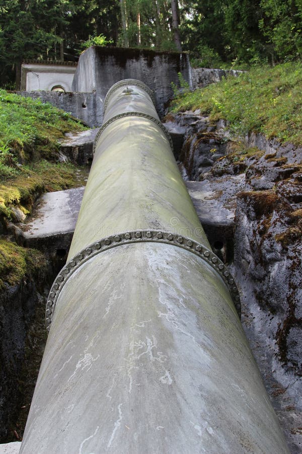 Pipeline stock image. Image of engineering, petroleum - 33719039