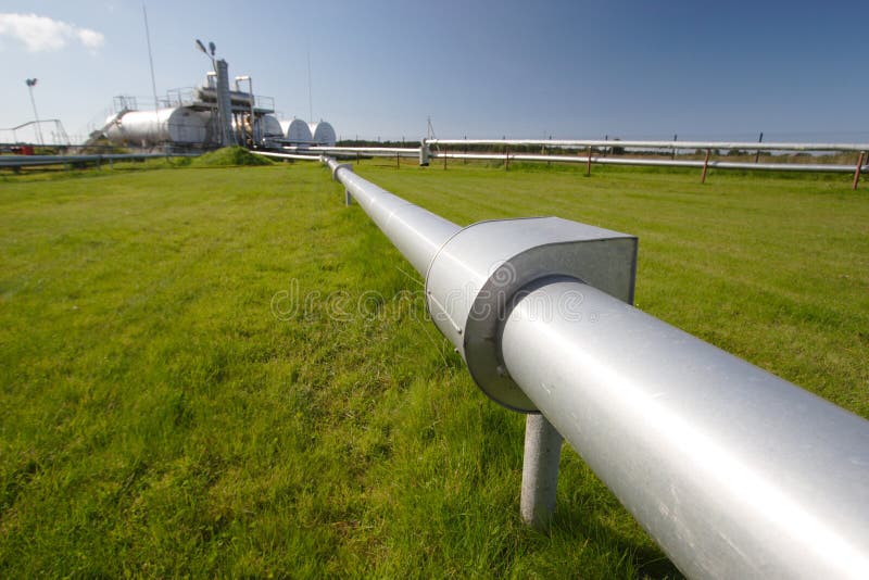 Pipeline and storage tanks stock photo. Image of pipe - 6528274