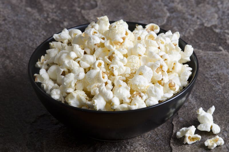 Pipoca foto de stock. Imagem de lanche, acima, horizontal - 35250968