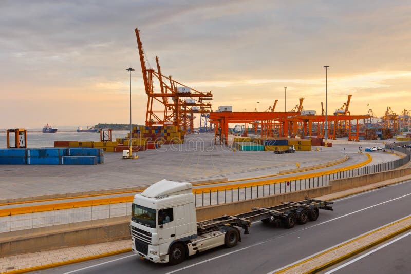 Piraeus. editorial photography. Image of industry, cargo - 76996227