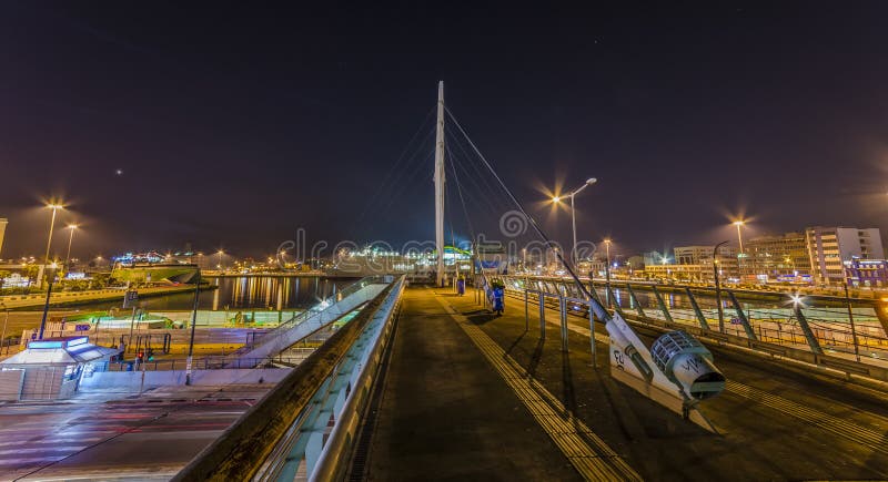 Piraeus port at night editorial stock photo. Image of footbridge - 36591153