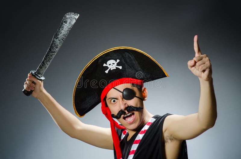 Pirate drôle image stock. Image du costume, drôle, caractère - 45683455
