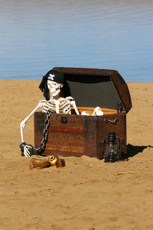 Pirate skeleton stock photo. Image of haunted, killed - 3194440