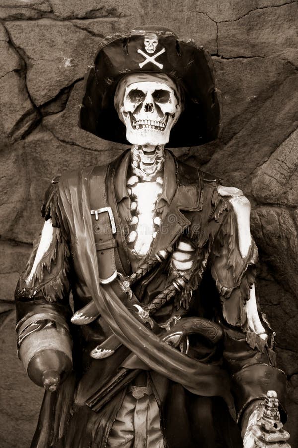 Pirate statue editorial stock image. Image of evil, rock - 35457524