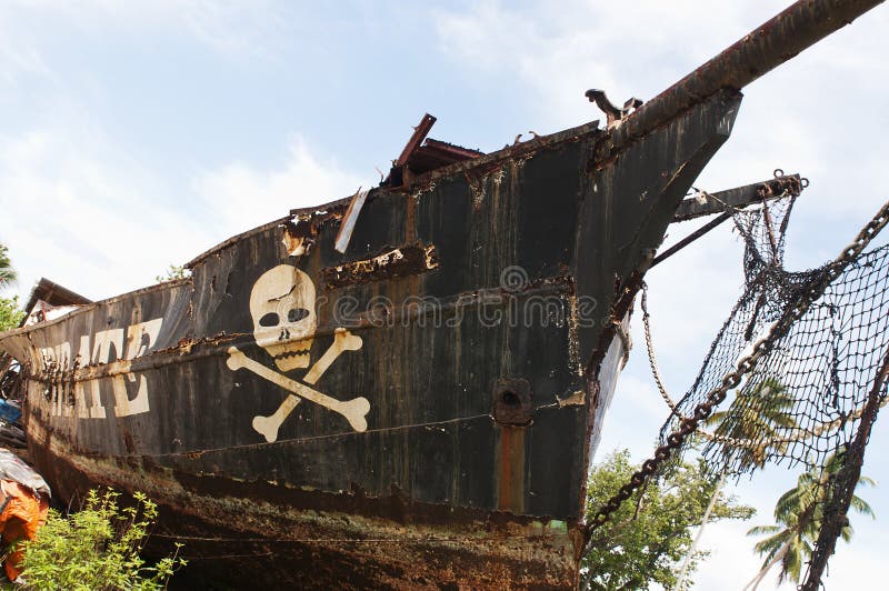 Pirate wreck stock image. Image of flotsam, ship, tree - 26593801