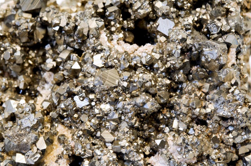 Pirite fotografia stock. Immagine di pietra, minerale - 8287302