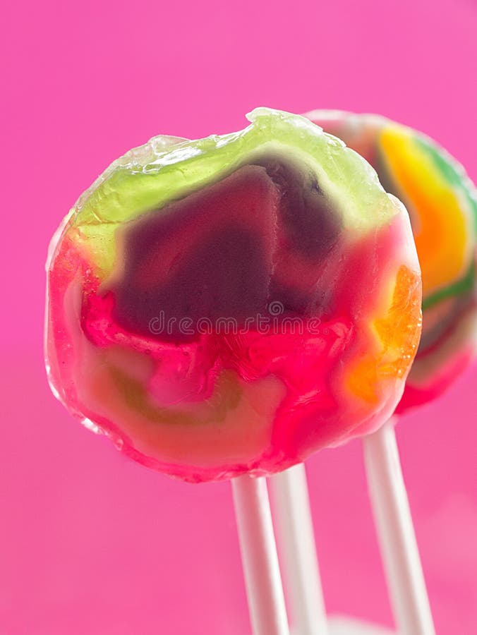 Pirulitos coloridos foto de stock. Imagem de sereno, sugar - 33179762