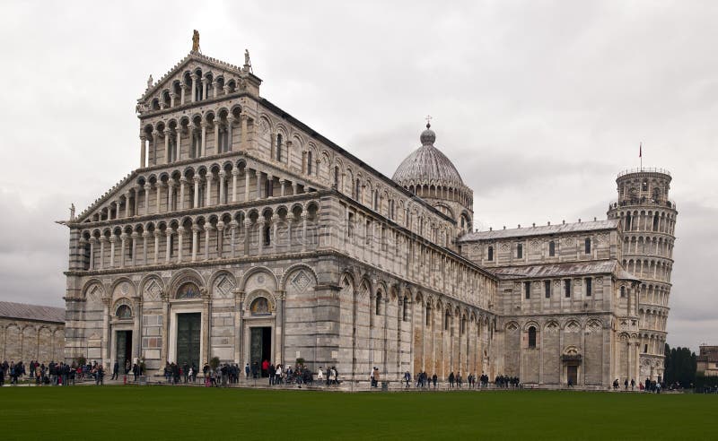 Pisa city view editorial photo. Image of city, toscana - 39058986