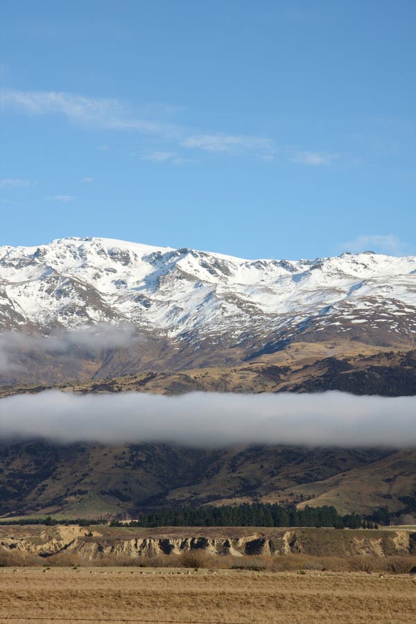 Pisa Mountain Range New Zealand Stock Photo - Image of alpine ...