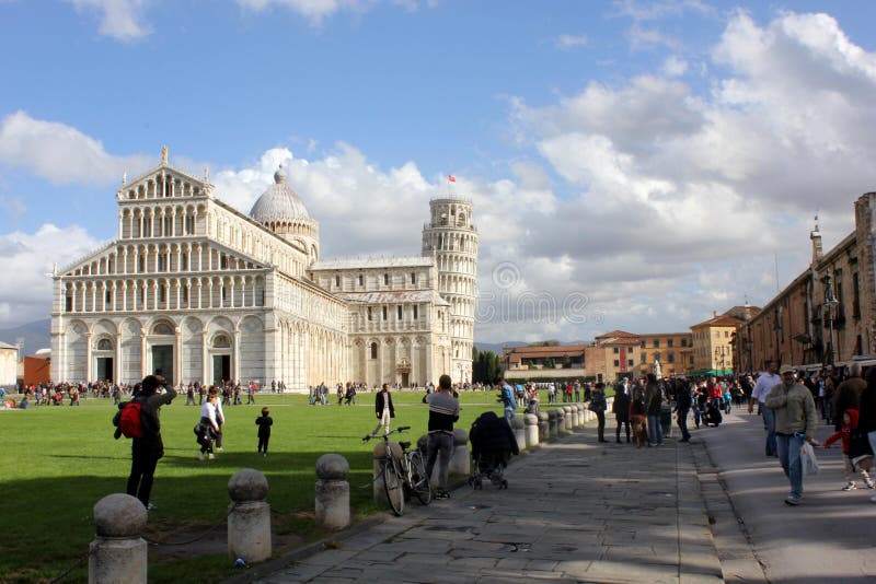 Pisa s Cathedral Square editorial image. Image of people - 45919280