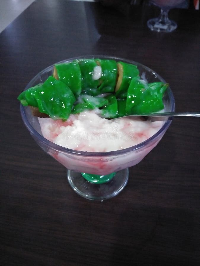 Pisang Ijo Ice Stock Photos - Free & Royalty-Free Stock Photos from ...