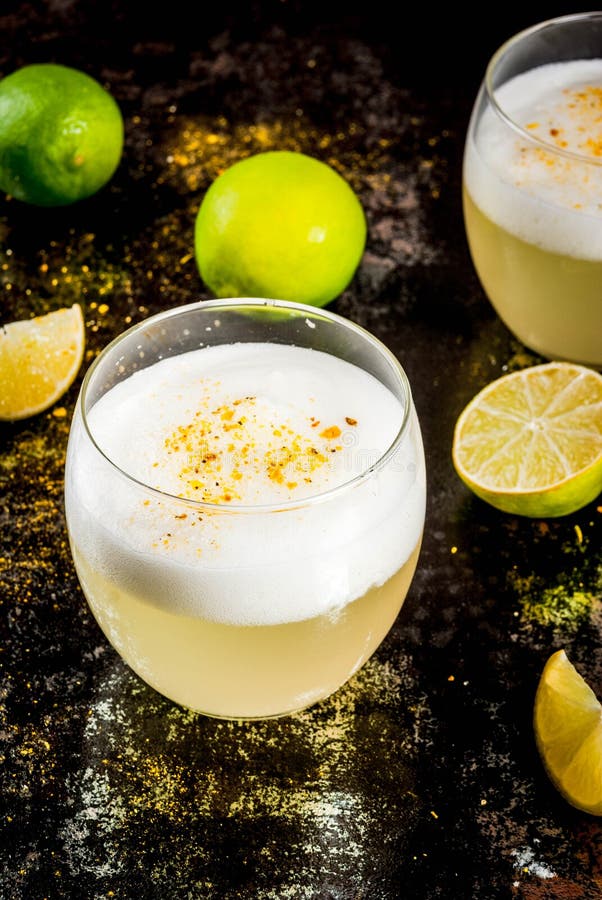 Pisco Traditionnel Chilien De Liqueur Aigre Image stock - Image du ...