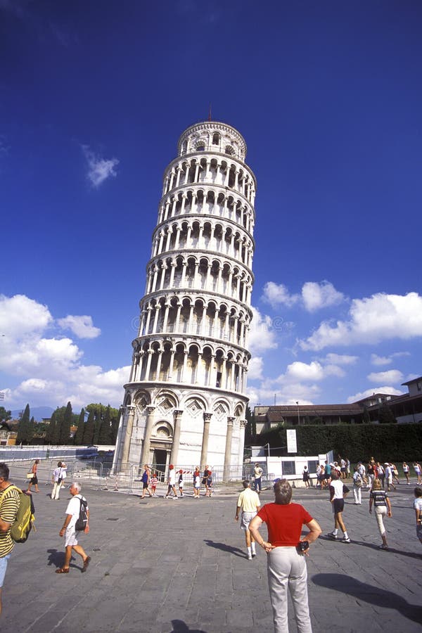 Tour de Pise photo stock. Image du placer, célèbre, repère - 2530034