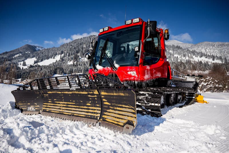 Piste machine stock photo. Image of slope, cool, vehicle - 10449880