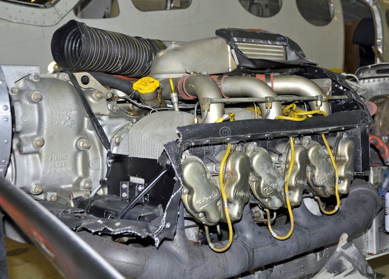 Piston Aircraft Engine Repair Stock Photos - Free & Royalty-Free Stock ...