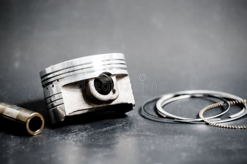Piston and set of ring stock image. Image of polish, alloy - 40146843