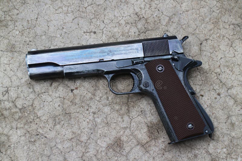 Pistool Van De Veulen 1911 Het Nationale Koninklijke Gelijke ...