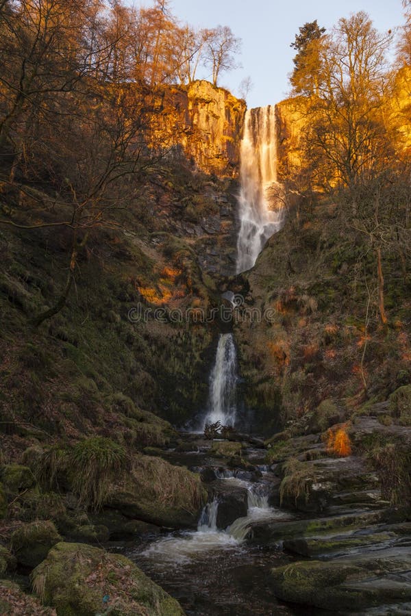 Pistyll Rhaeadr waterfall stock image. Image of cascading - 88143465