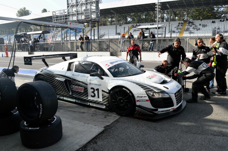 Pit Stop editorial stock image. Image of rush, mans, pitlane - 27276419