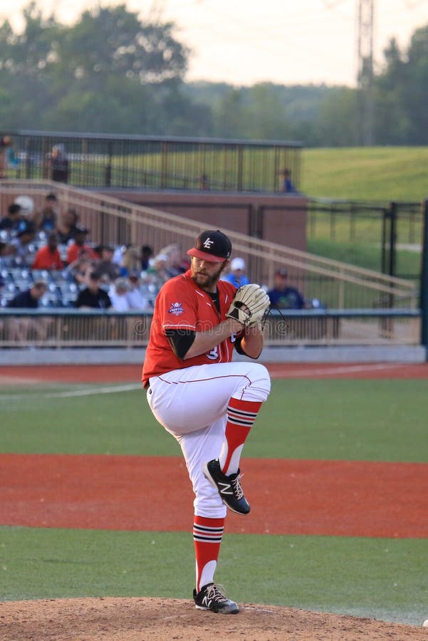 Pitching the ball editorial image. Image of champion - 51008490