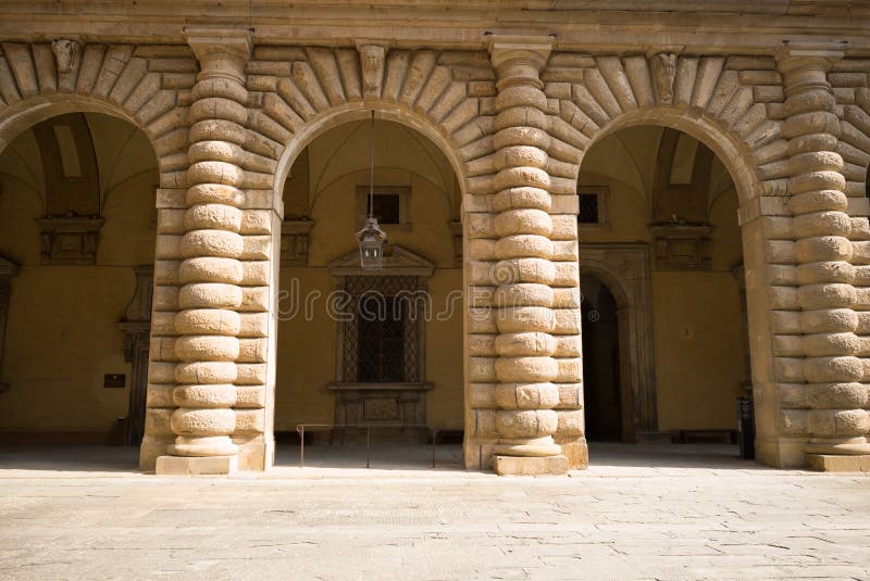 Pitti Palace Florence editorial photography. Image of columns - 39286857