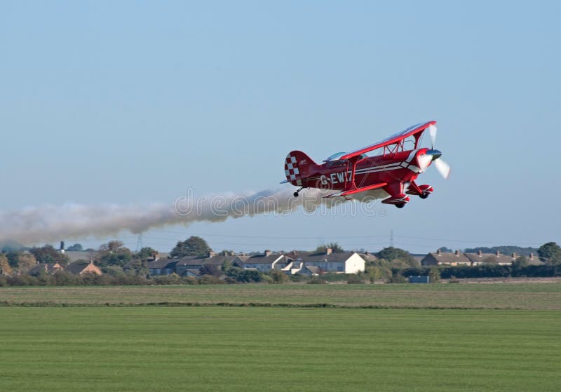 Pitts S2-S Shows Low-altitude Flying Editorial Image - Image of flight ...